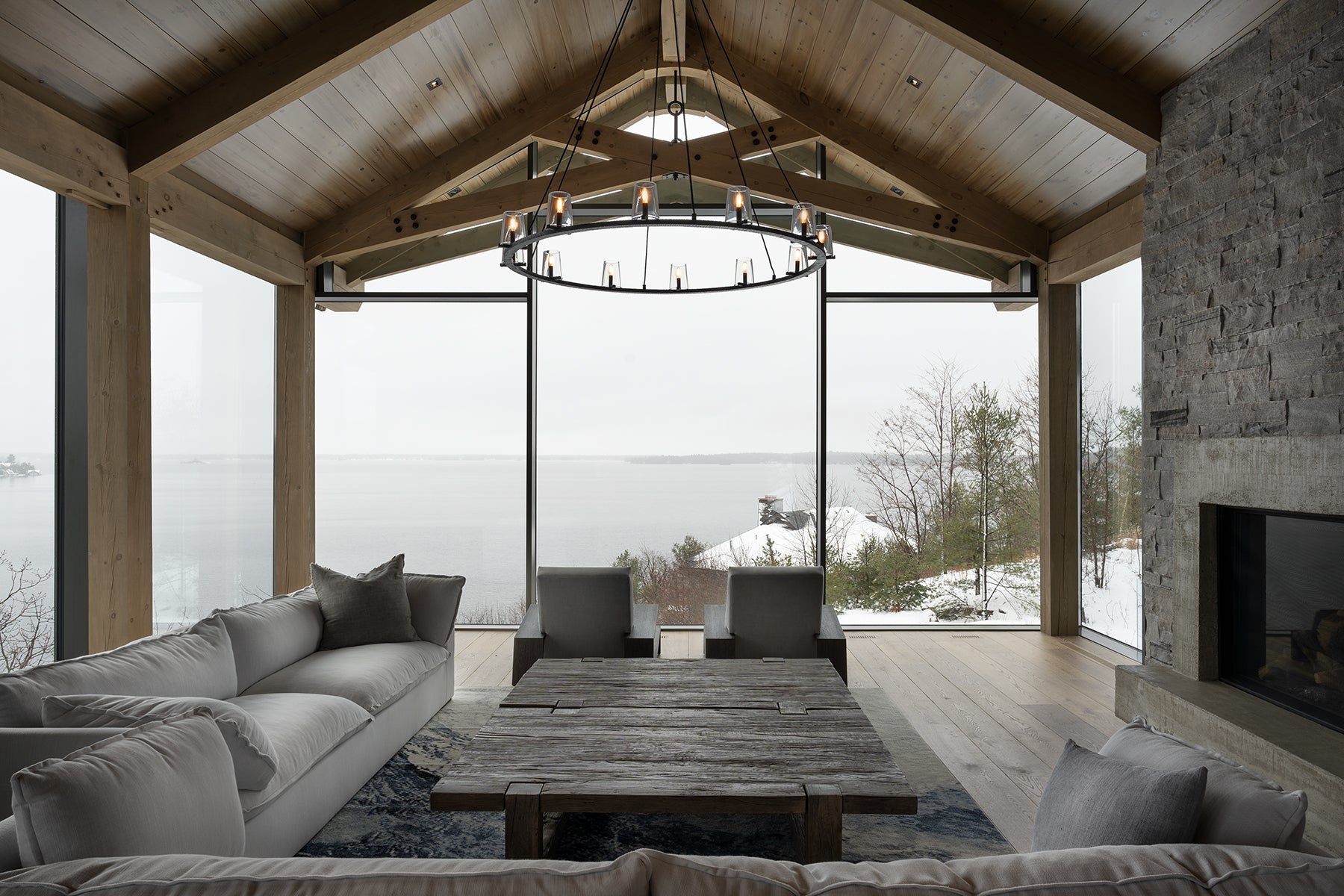 A Nordic-style Lakeside Oasis – Northern Wide Plank