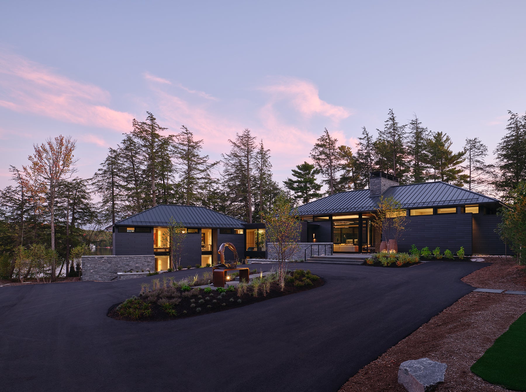 Modern Muskoka Masterpiece – Northern Wide Plank